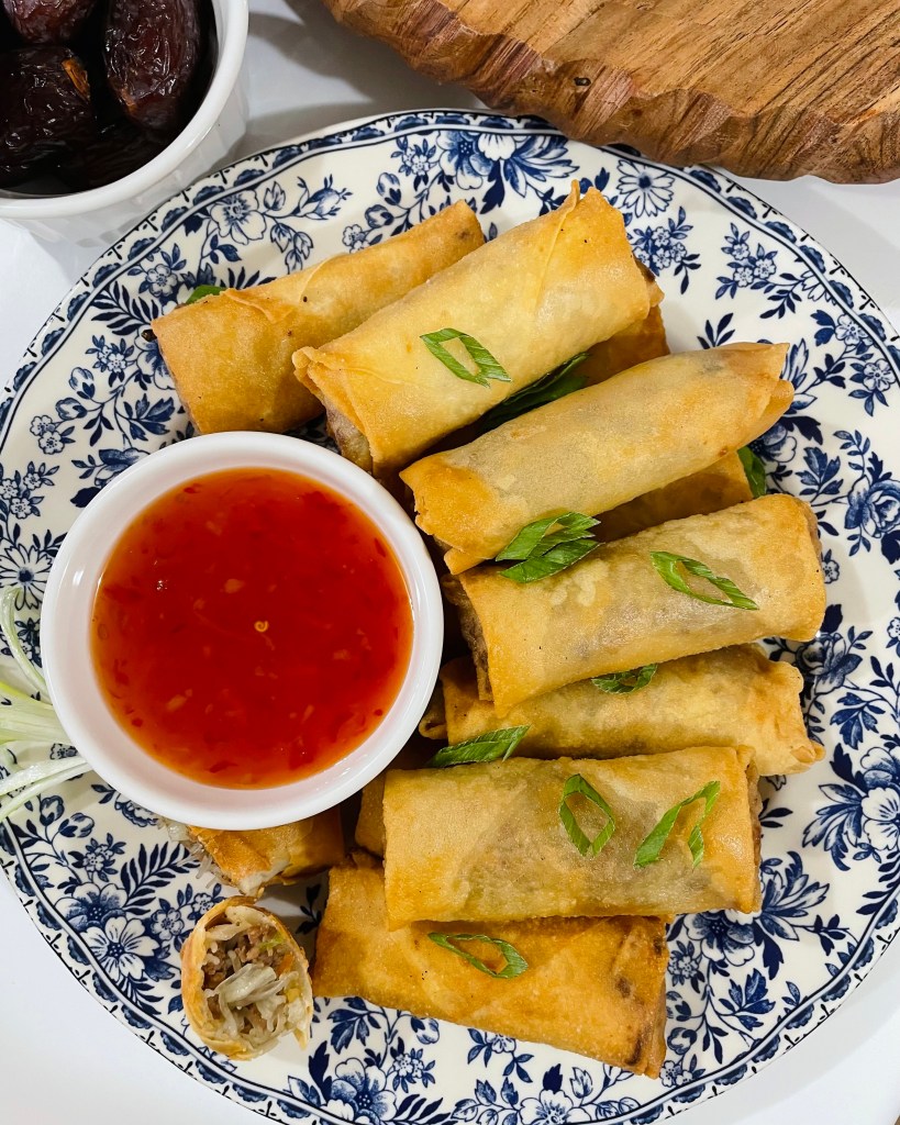 Easy Spring Rolls (A Beginner Friendly Recipe) - Stew with Saba